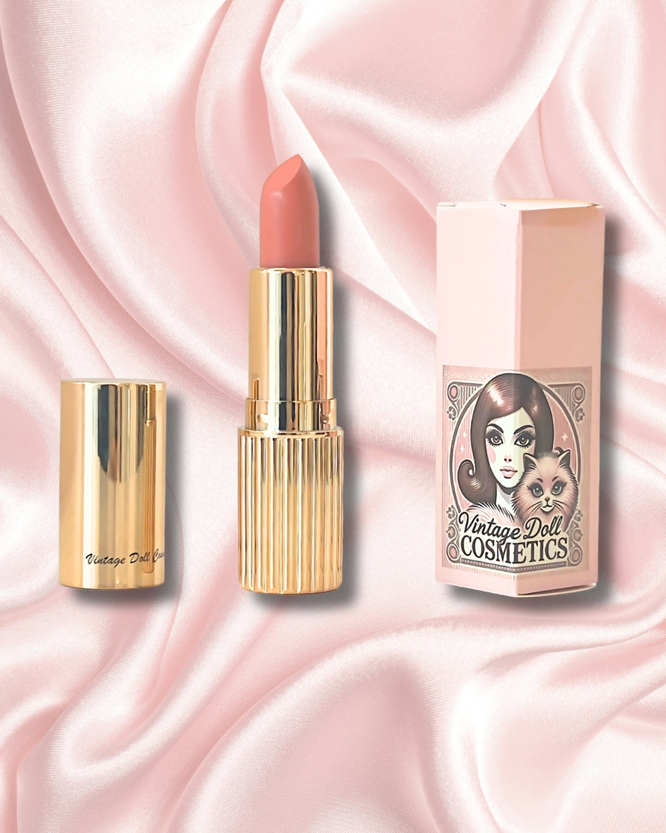 Audrey – Vintage Doll Cosmetics